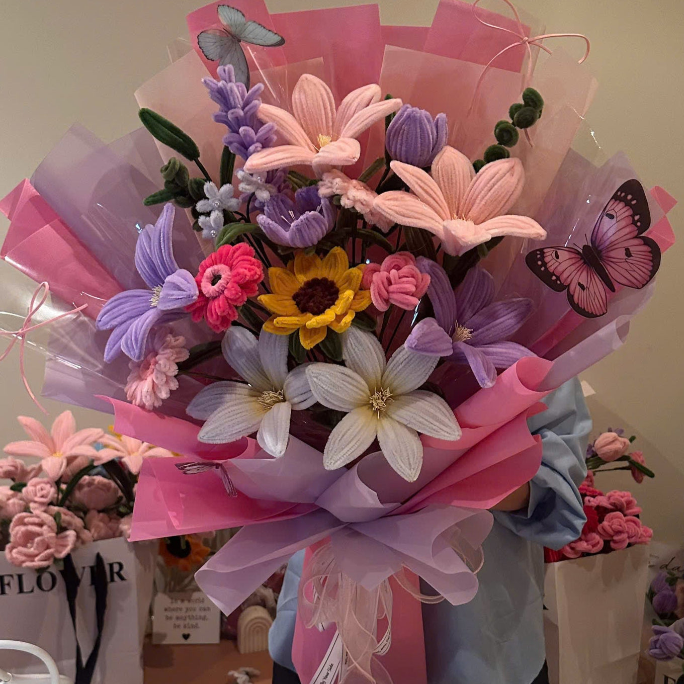 Floral Luxe Lily & Rose Bouquet – Handcrafted Luxury Flowers | Elle ...